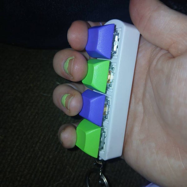 Split Mechanical Keyboard Display Stand - Etsy