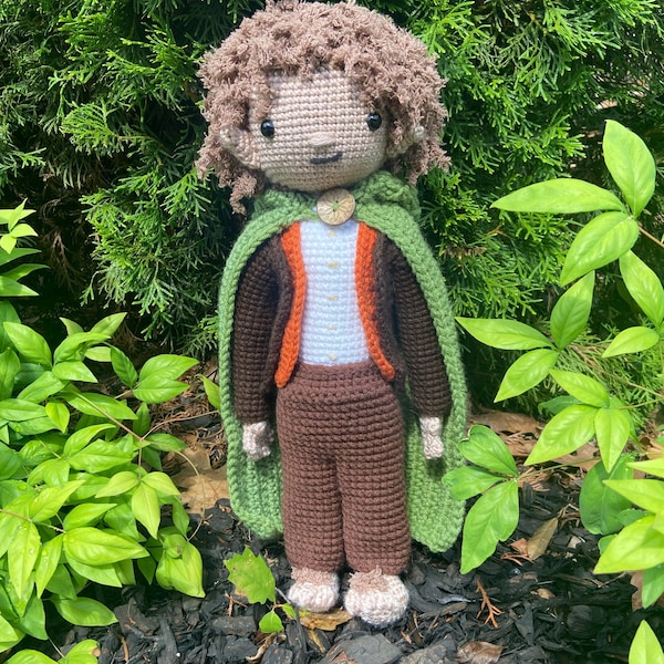 Crochet Pattern: Large Halfling - Etsy