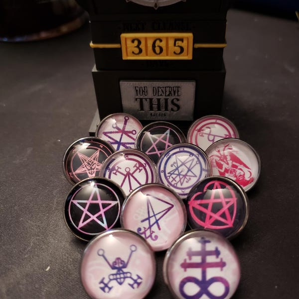 OOP Vintage Very Rare Goth Gothic Witchy Vampyre Vampire Alchemy Pewter ...