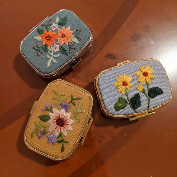 Hand-embroidered Daisy Leather Phone Case: Custom iPhone Samsung Cover ...