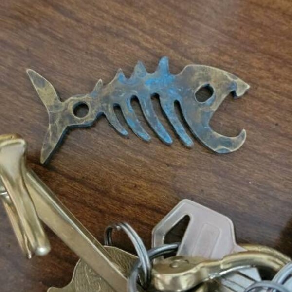 The Dead Catch - Edc Pocket Multitool Bottle Opener Prybar HEX Pirate ...