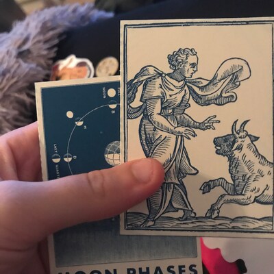 Taurus Astrology Card Pack - Etsy