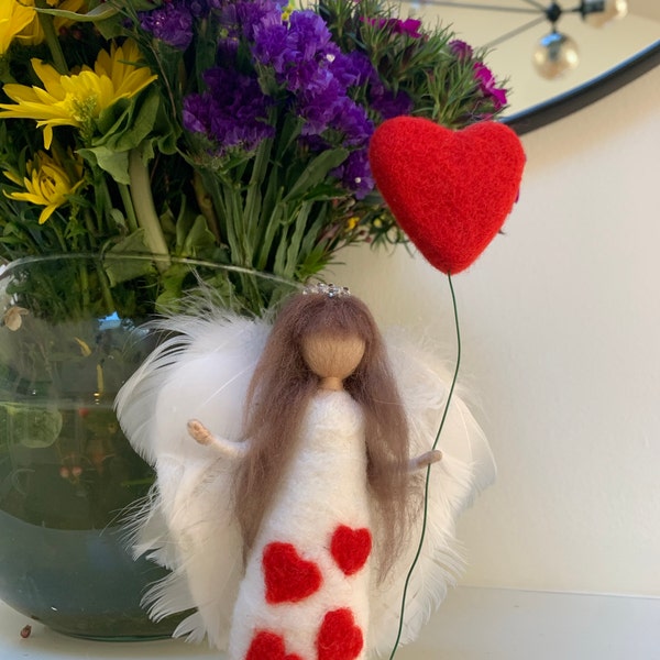Wool Angel Decor - Needle Felted Tiny Angels With Heart Detail - Etsy
