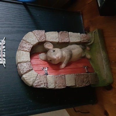 Heavy Resin Mouse Doorway With Red Door, Fairy Garden Door or Fairy ...