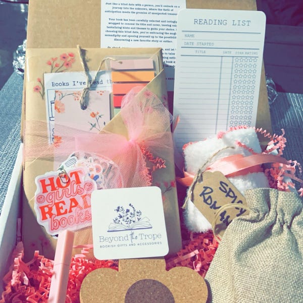 Blind Date With a Book Gift for Book Lover Gift Blind Book Dates Gift ...