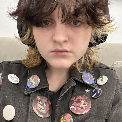 4 Pack Retro Style FNAF Button Pins 37 Mm - Etsy