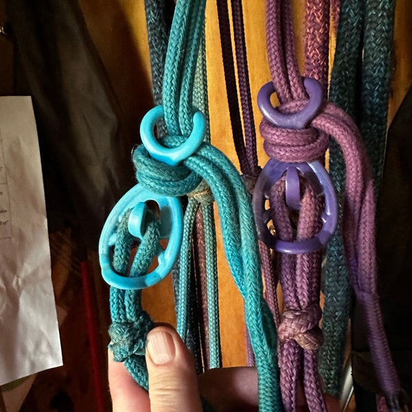 Customizable Poll Pad Relieving the Cervical Spine, Adaptable to ...