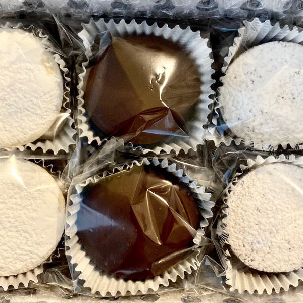 Gourmet Peruvian Sweets Variety Gift Box Includes Classic Alfajores ...