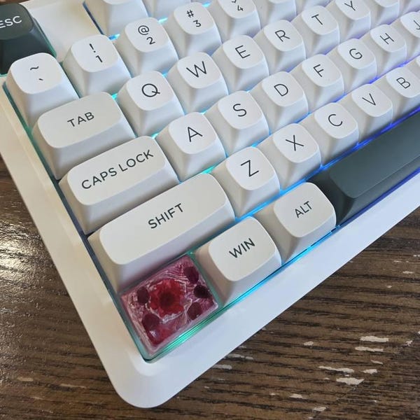 Custom Artisan Enter Keycaps With Tiger Eye & Real Flowers | Resin ...