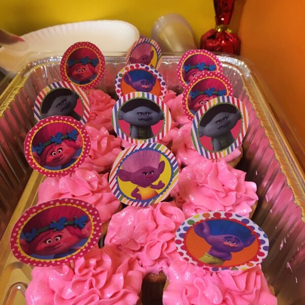 CUSTOMIZED Printable Trolls Chalkboard Sign KEEPSAKE - Etsy