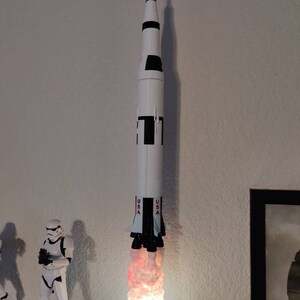 Apollo 11 Saturn V Rocket Lamp - Etsy