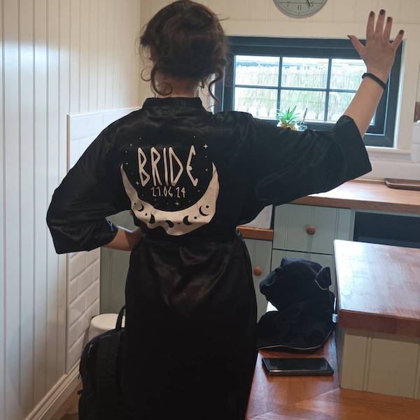 Brides Coven Robe, Maid of Honor Robe, Witch Bridal Party Robe, Gothic ...