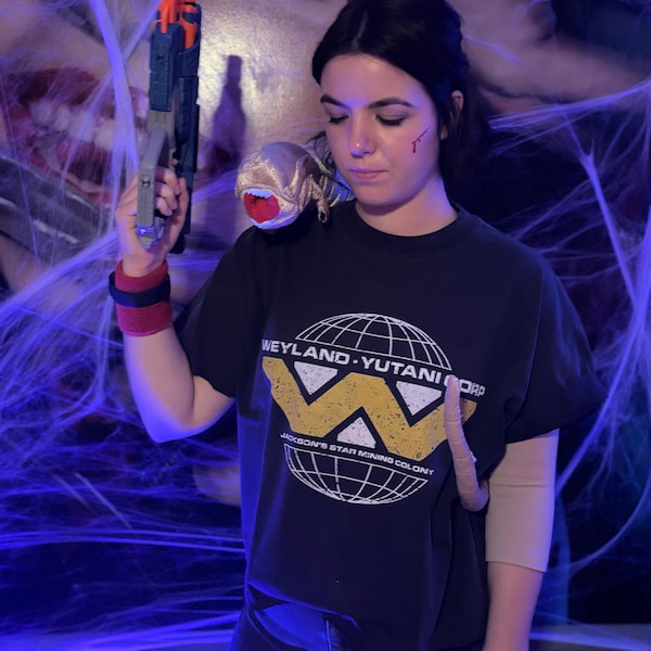 Alien Romulus Inspired (weyland-yutani Corp) - Rain Carradine Replica ...