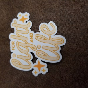 Elvar Hand Kiss Print - Etsy