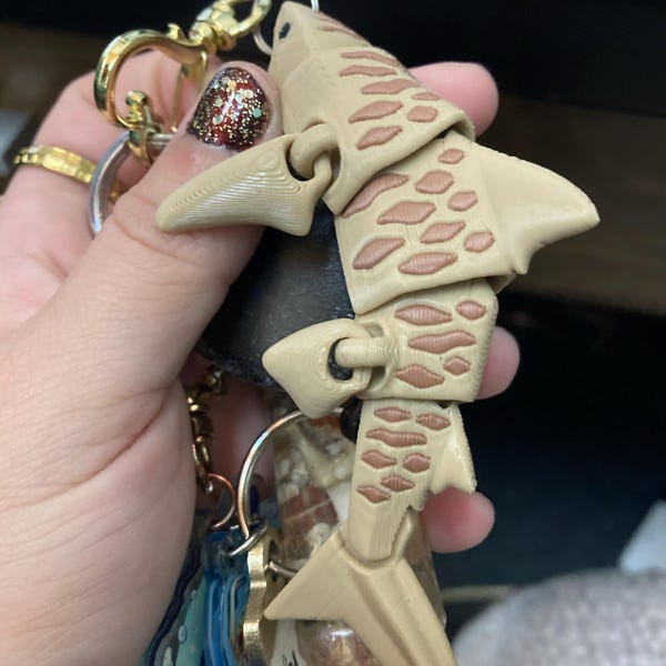 Articulated Mini Tiger Shark Fidget Toy and Keychain - Unique 3D ...