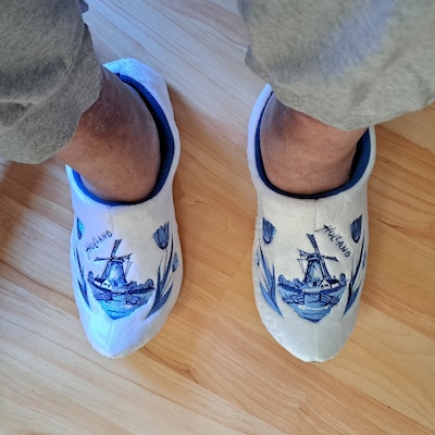 Original Sweden Clogs Oiled Leather Black With Carved 3 Dimensional ...