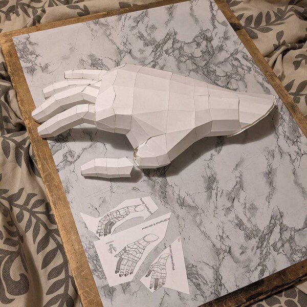 Papercraft 3D HAND WITH NAILS Pepakura Template Engagement Low ...