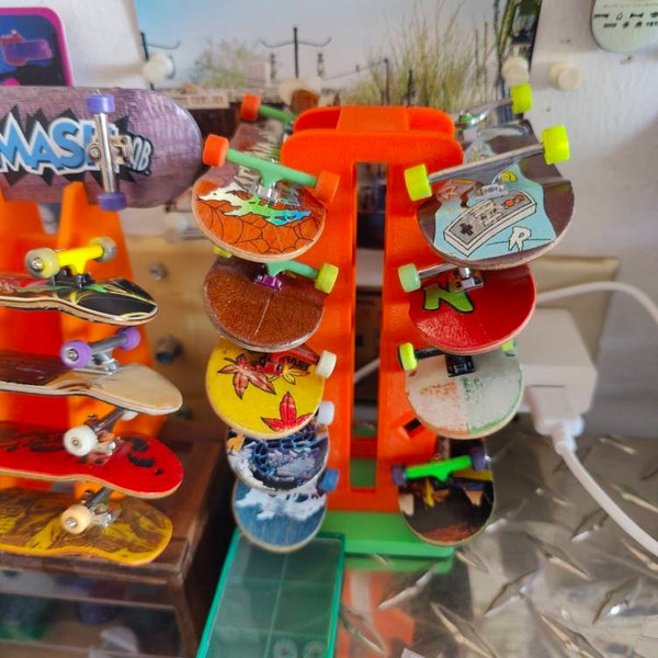 Mini Fingerboard Stand! for Vertical and Horizontal Display - 1 Stand ...