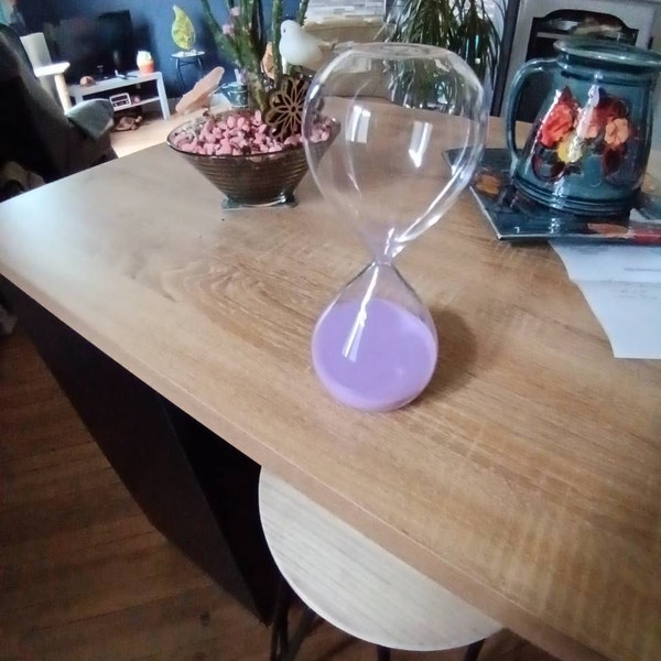 Custom Engraving Refillable Round Hourglass Bottle With Wood Base ...