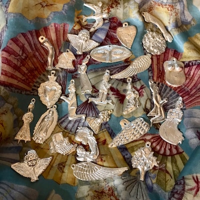 Milagros Charms 25 Large Silver Tone Assorted Mexican Milagro Charm ...