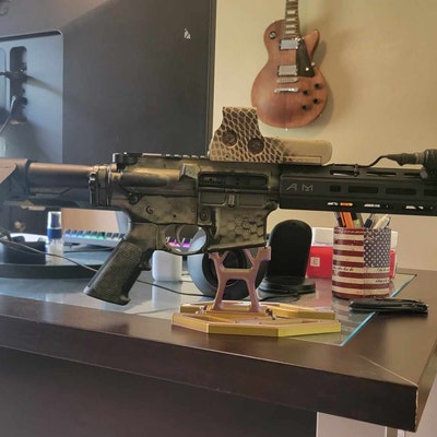 Punisher AR-15 Magwell Stand - Etsy