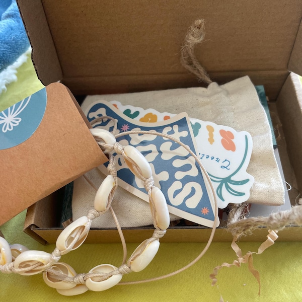 Cowrie Shell Puka Shell Seashell Adjustable Tropical Island Hawaii ...