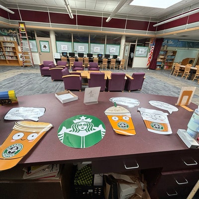 Read SMORE Books Bulletin Board/door Decor Kit, Camping Themed ELA ...