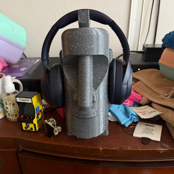 Moai Statue Headphone Rack! Easter Island Sculpture Headset Hanger ...
