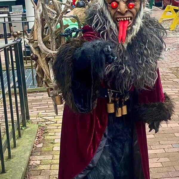 Burned Corpse Arms Realistic Hand Made Lifelike Life Size Zombie Horror ...