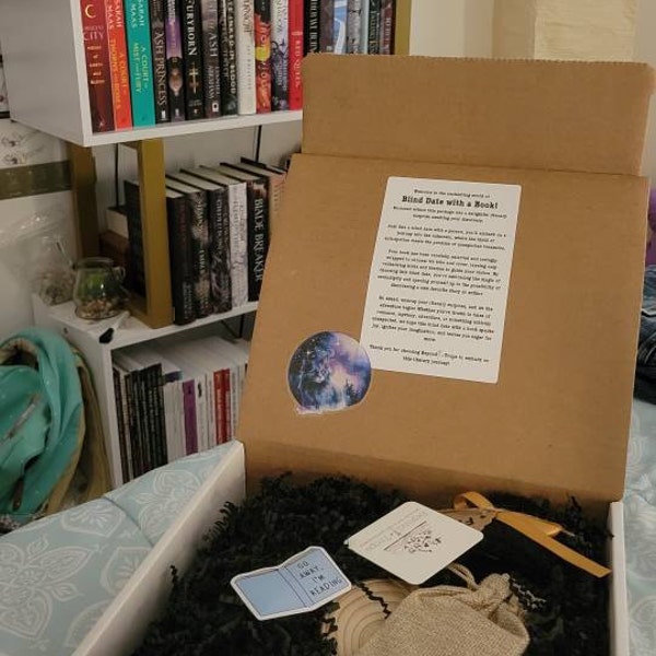Blind Date With a Book Box Gifts for Book Lovers Personalized Book Gift ...