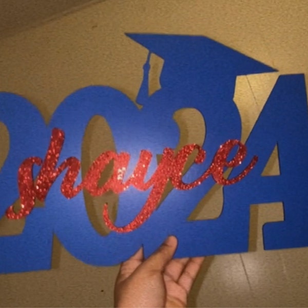 Custom Graduation Sign for Class of 2026, Senior Pictures Photo Prop ...