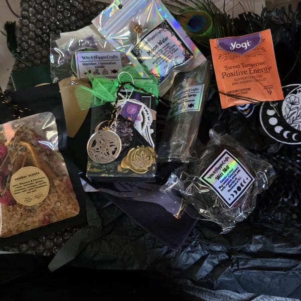 Altar Spell | Shrine Altar Tin, Unique Goddess / Gods Altar Tins and ...