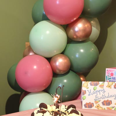 DIY Large Sonic Balloon Sculpture, Sonic Kids Birthday Balloon ...