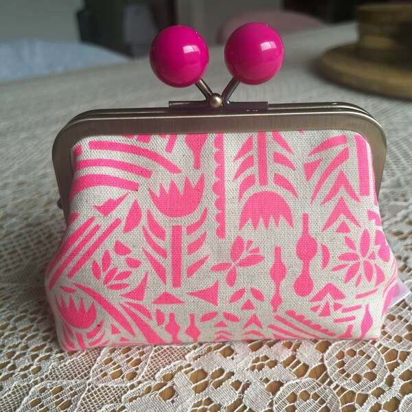 Metal Frame Coin Purse With Color Bobble Heart Flowers in Pecan Color ...