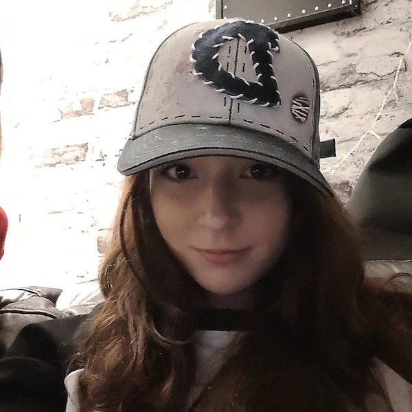 Hello | Marcus the Worm Art Print - Etsy