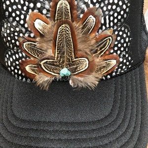 FEATHER Trucker Hat With Turquoise Stone, Western Fashion Black White ...
