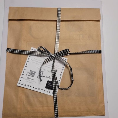 SHEPHERD'S BUSH merry Notes With Buttons Counted Cross Stitch Pattern ...