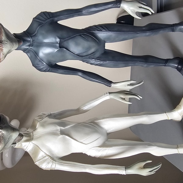 BIG 1/6 Grey Alien Figure Roswell Area 51 S4 UFO Pilot Model Retro Sci ...