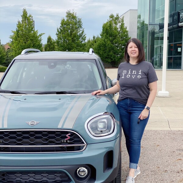 Peace Love MINI (wheels) Mini Motor Tees Apple Watch Face Apple Watch ...