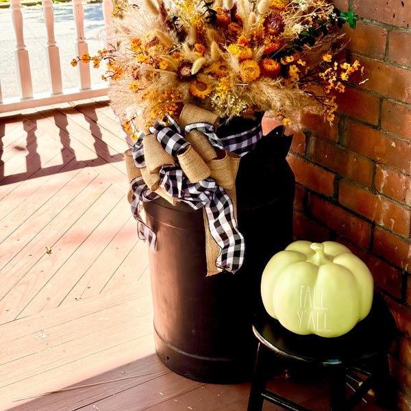 15 Cardinals in Snow and Red Velvet Tree Topper Bow, With Four 6' Tails ...
