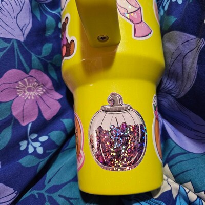 BRB Getting Iced Coffee Alien Iced Cofee Run Vinyl Sticker Waterbottle ...