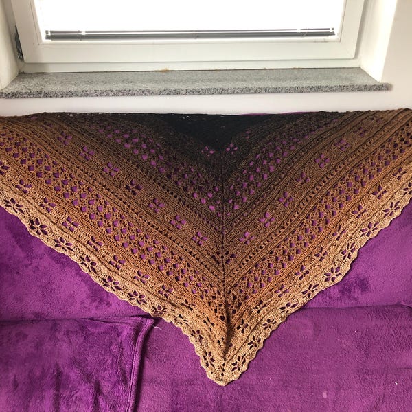 Crochet Pattern Flat Triangular Scarf "delia" - Etsy