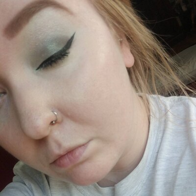 MINT Green Eyeshadow Spring Shadow - Etsy