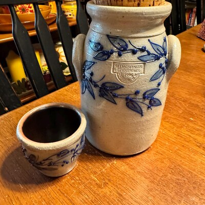 Vintagerowe Pottery Works8 Tall DECORATIVE STONEWARE VASE W/handle ...