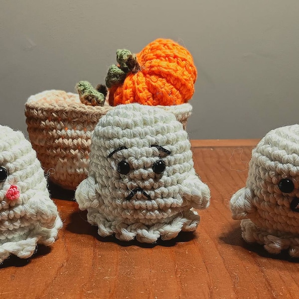 Howl - the Littlest Ghost | PDF Pattern - Etsy
