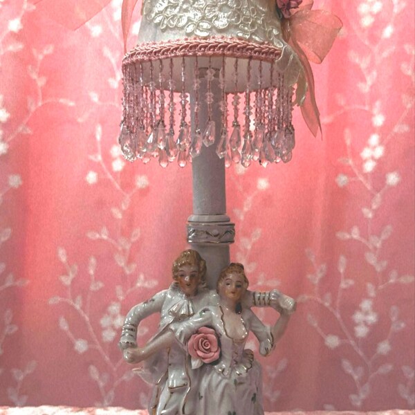 Vintage Twin Girls Lamp, Twin Girls Lamp, Lavender and Pink Lamp - Etsy