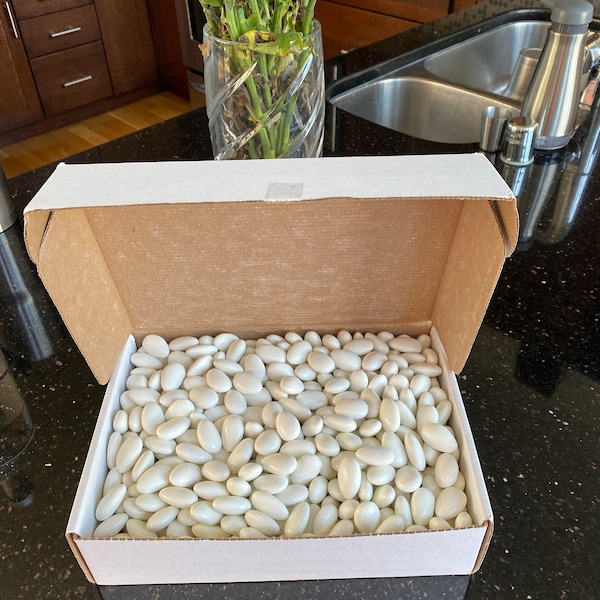 Wedding Jordan Almonds, Super Fine Large, Flat Almond for Wedding ...