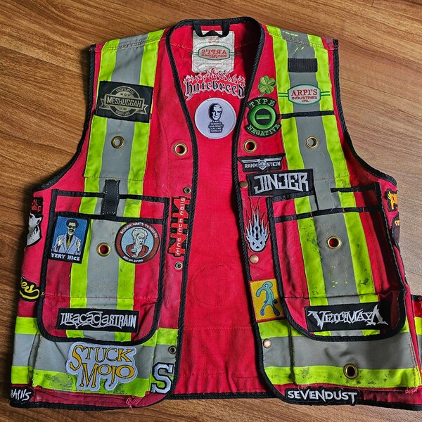 MST3K Rowsdower Action Comics T-shirt - Etsy