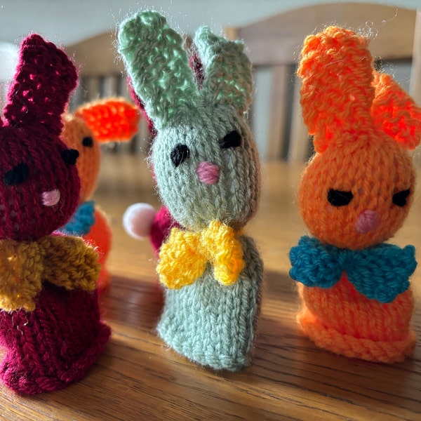 PDF KNITTING PATTERN Easter Bunnies & Baskets Creme Egg Cover, Easter ...