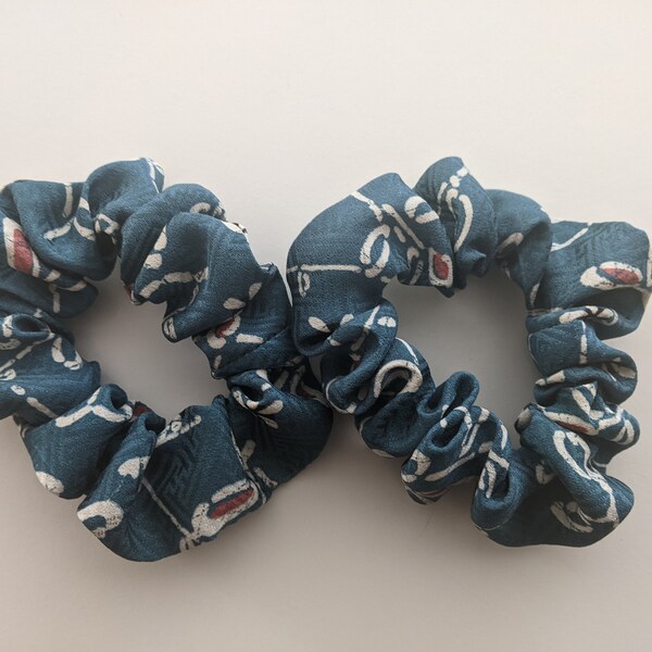 Japanese Raincoat Fabric Ama Coat Fabric Silk Stripes Colour Red and ...